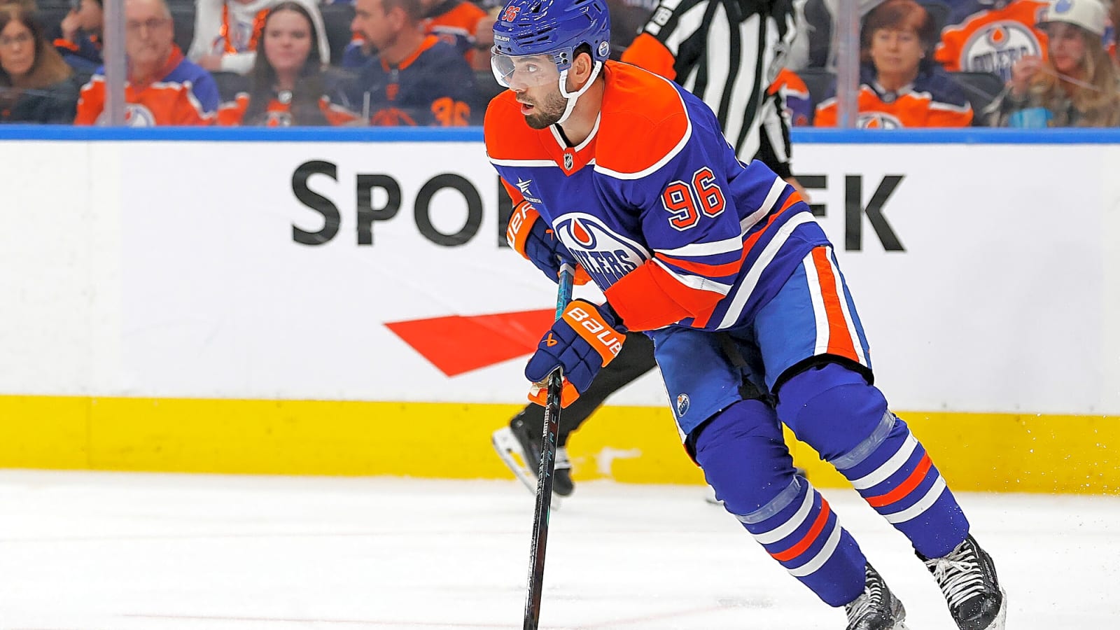 Seravalli: Oilers, Jake Walman looking at long-term contract extension ...