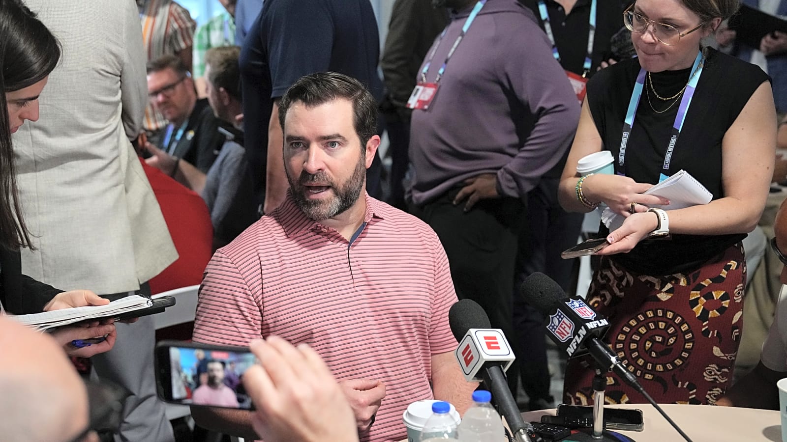 AFC Notes: Brian Callahan, Liam Coen, Mitch Morse, Jaguars, Titans ...