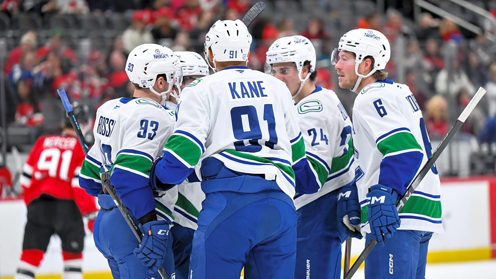 Instant Reactions: Zeev Buium scores game-winning goal in Canucks debut ...