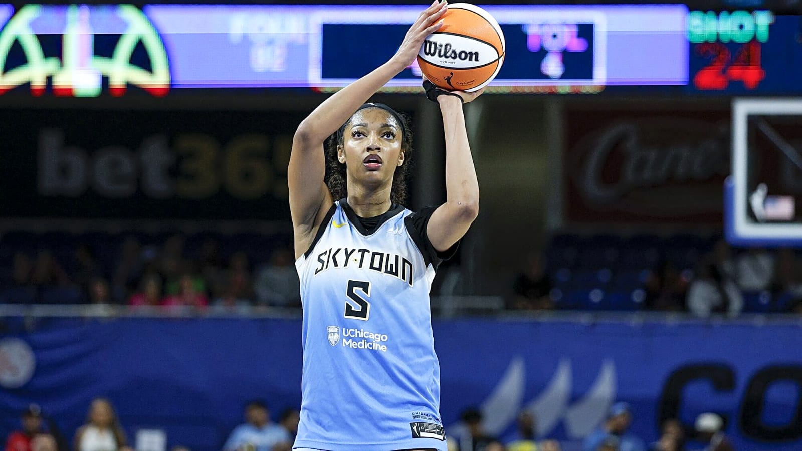 Angel Reese Compared To Kim Mulkey As Reporter Sparks Race Debate In ...