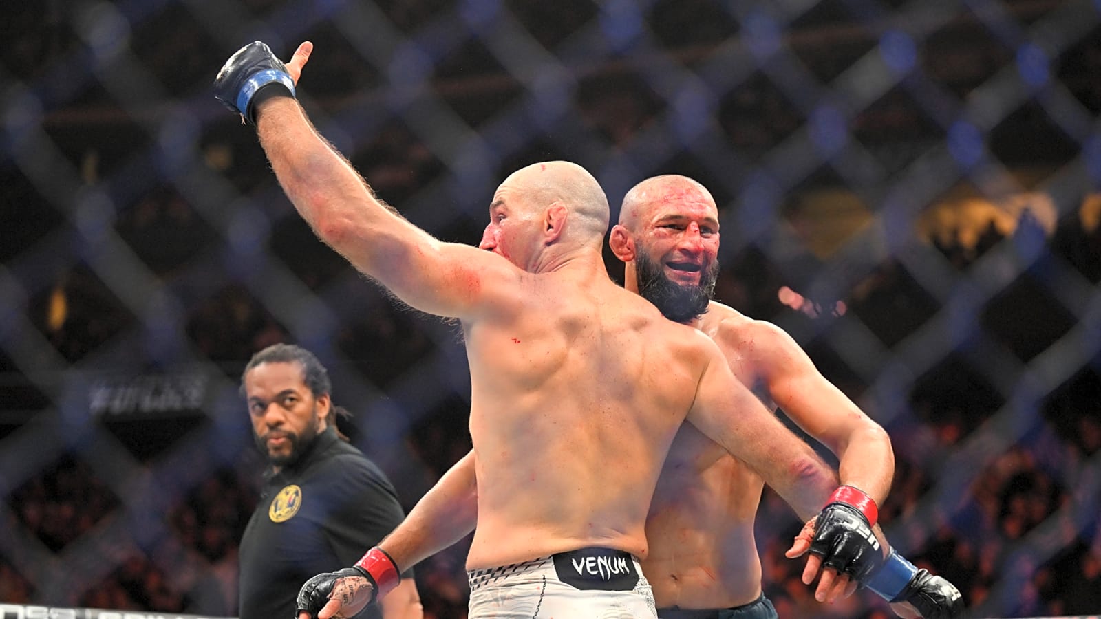 'He Didn’t Want to Finish': Arman Tsarukyan Details Khamzat Chimaev’s ...