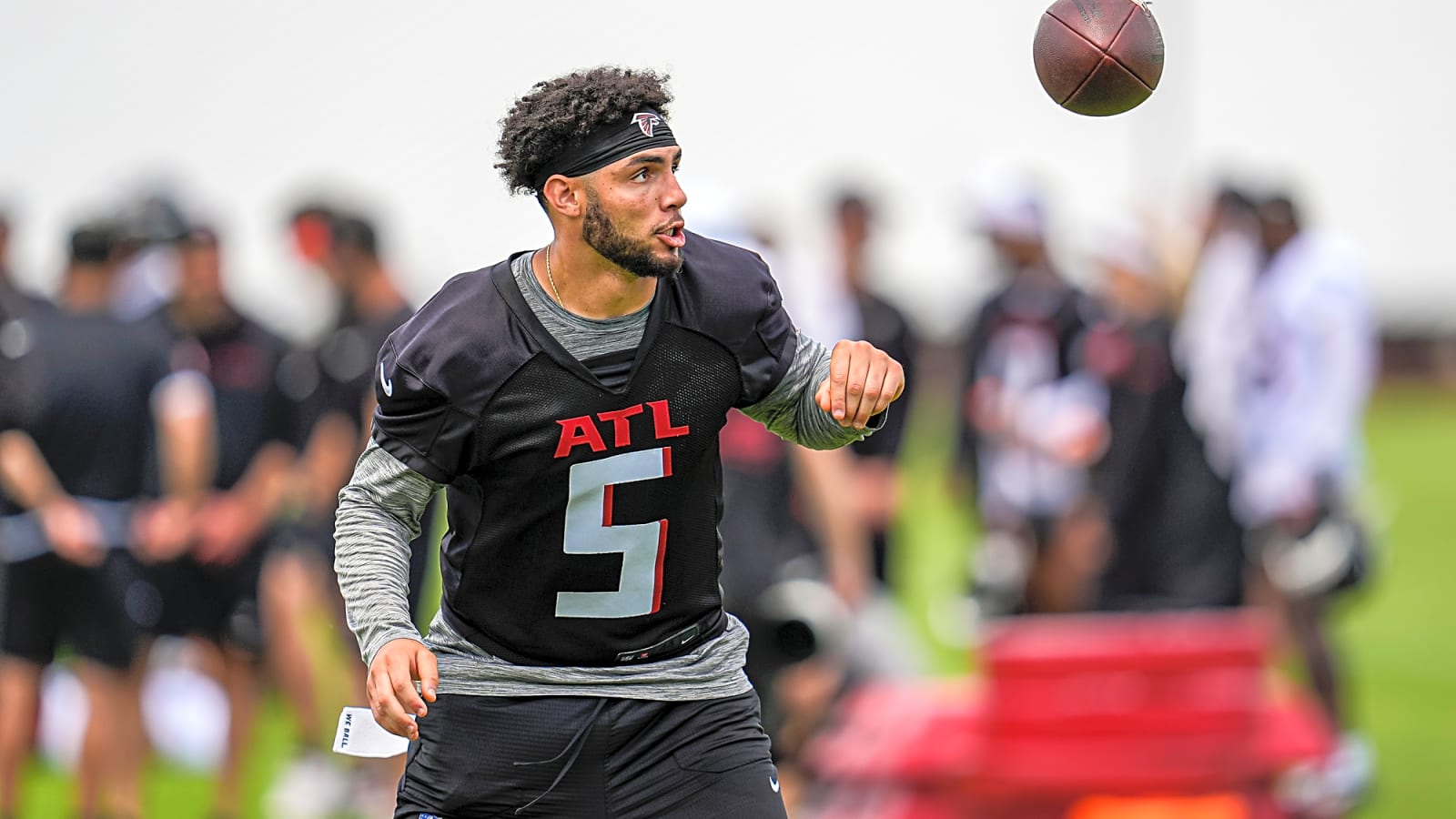 NFL’er Drake London buys California high school football team new ...