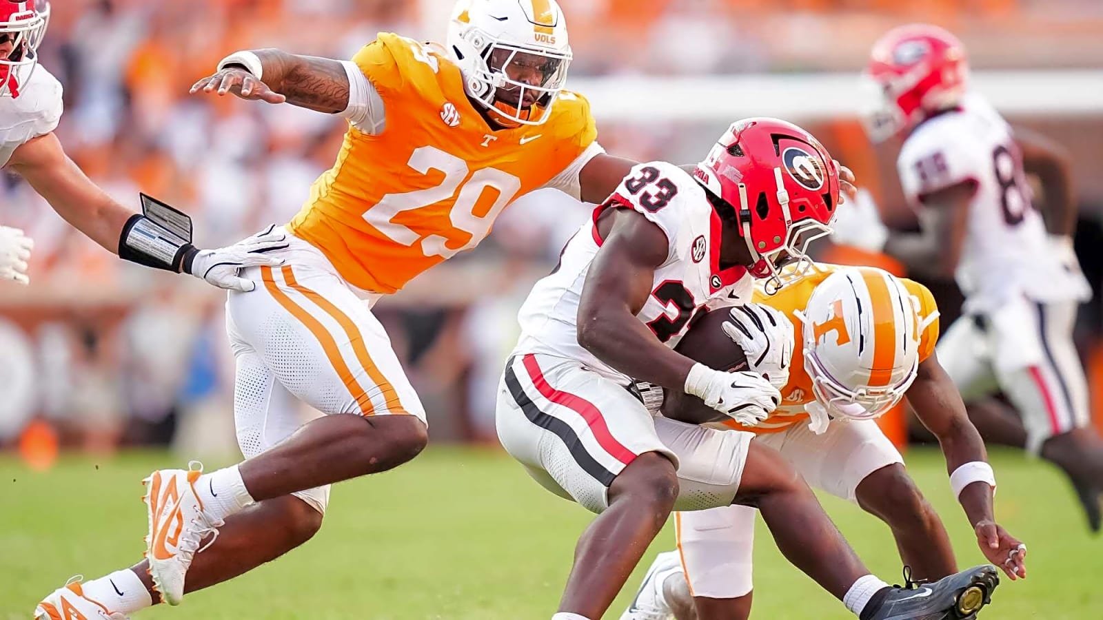 Alabama set to host former 5-Star edge in transfer portal this weekend ...