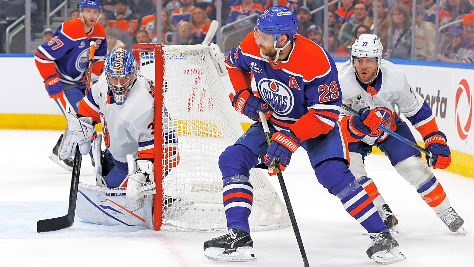 Oilers Fans Should Expect Draisaitl to Buzz Tonight Against the ...