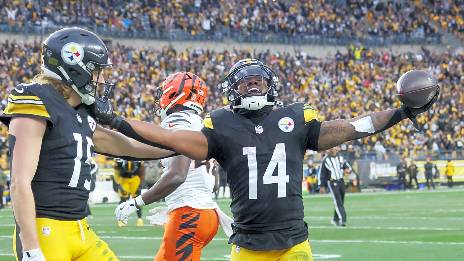 Steelers' Kenneth Gainwell On The Verge Of A Rare First Since 1994 In ...