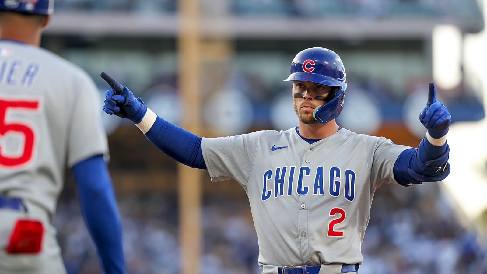 Cubs player misses fly ball in middle of interview with ESPN | Yardbarker