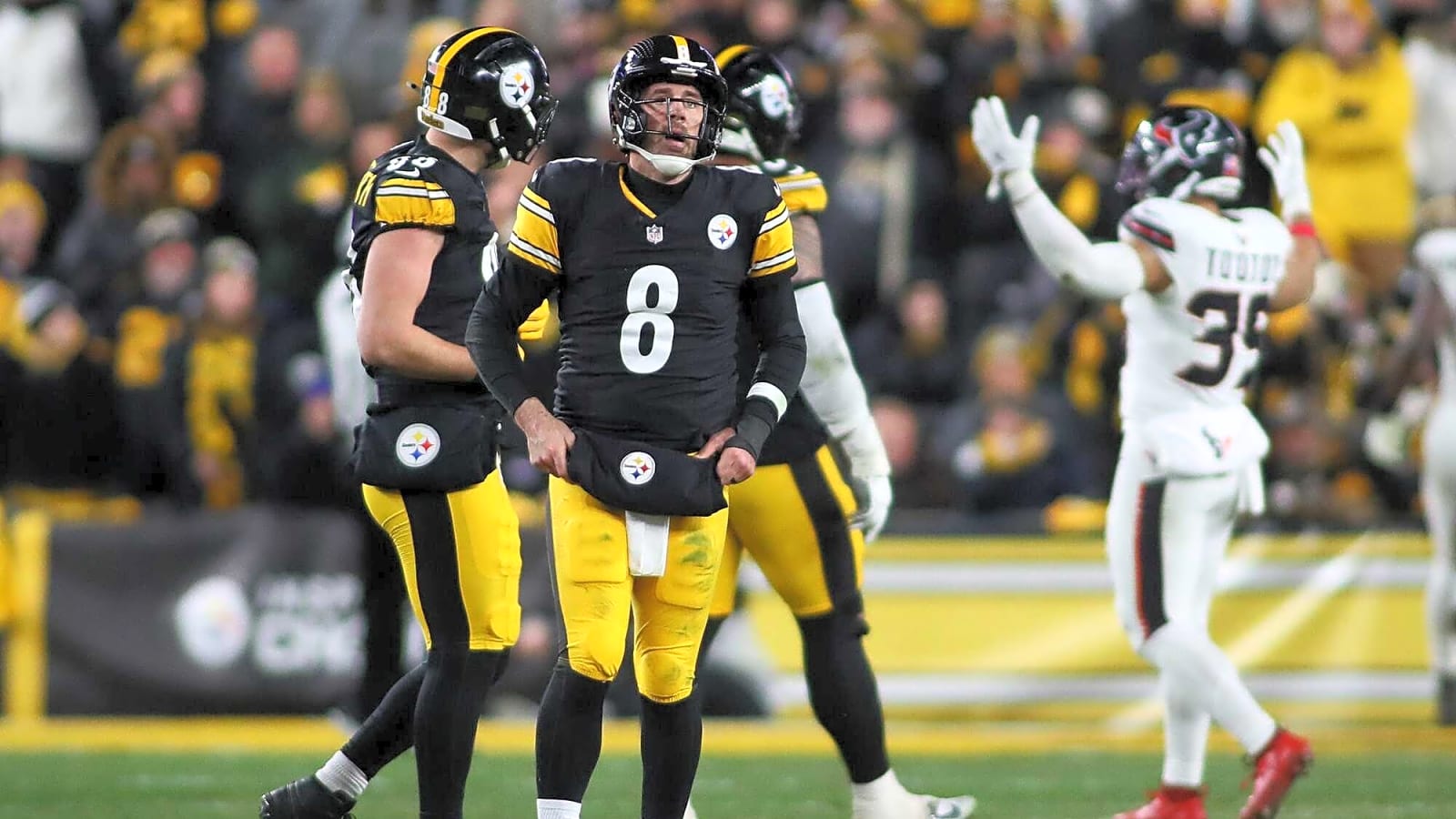 5 Steelers Players Already Fighting For Roster Spots After First Week ...