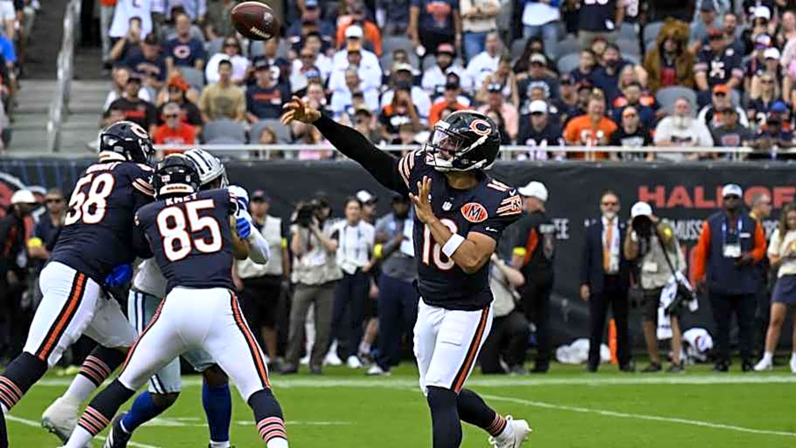 Game balls from Bears' dominant Week 3 win over Cowboys | Yardbarker