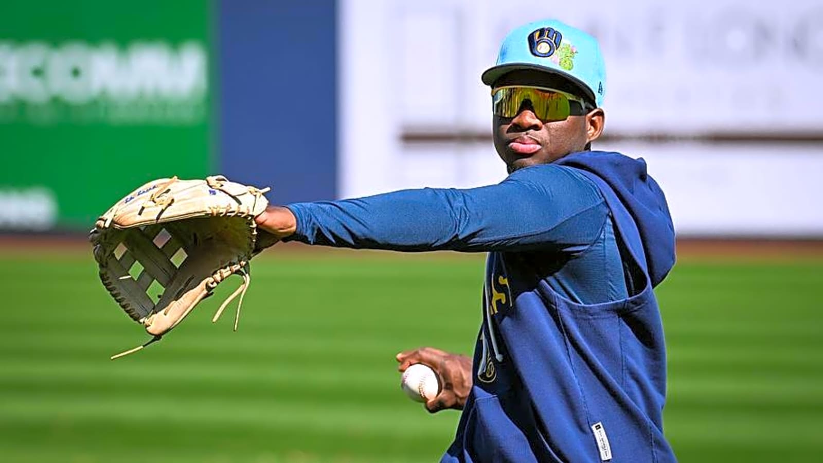 Brewers 21-Year-Old Outfielder Among Hottest Prospects in Baseball ...