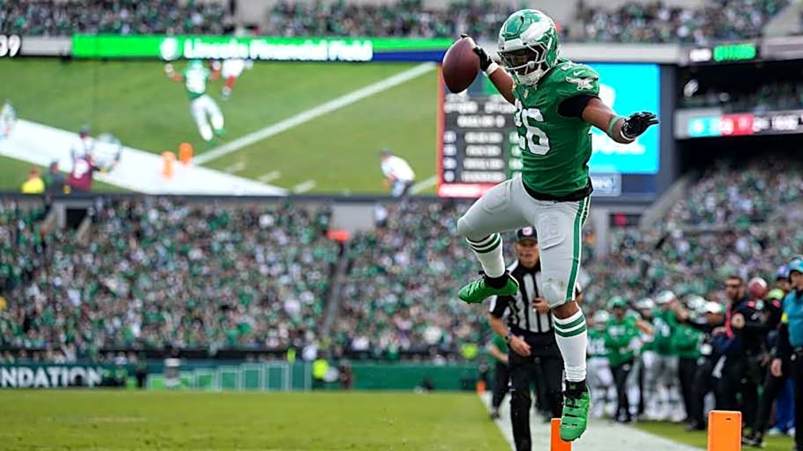4 winners (and 1 loser) in the Eagles' dominating revenge win over ...