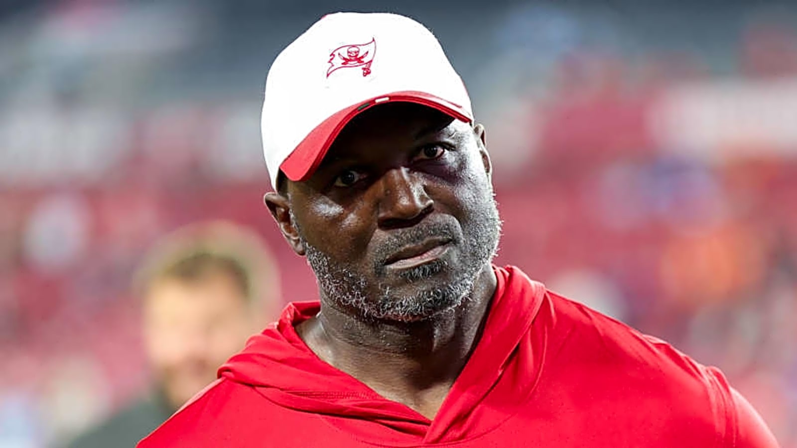 Buccaneers offensive player breaks leg in Jets game ending 2025 season ...