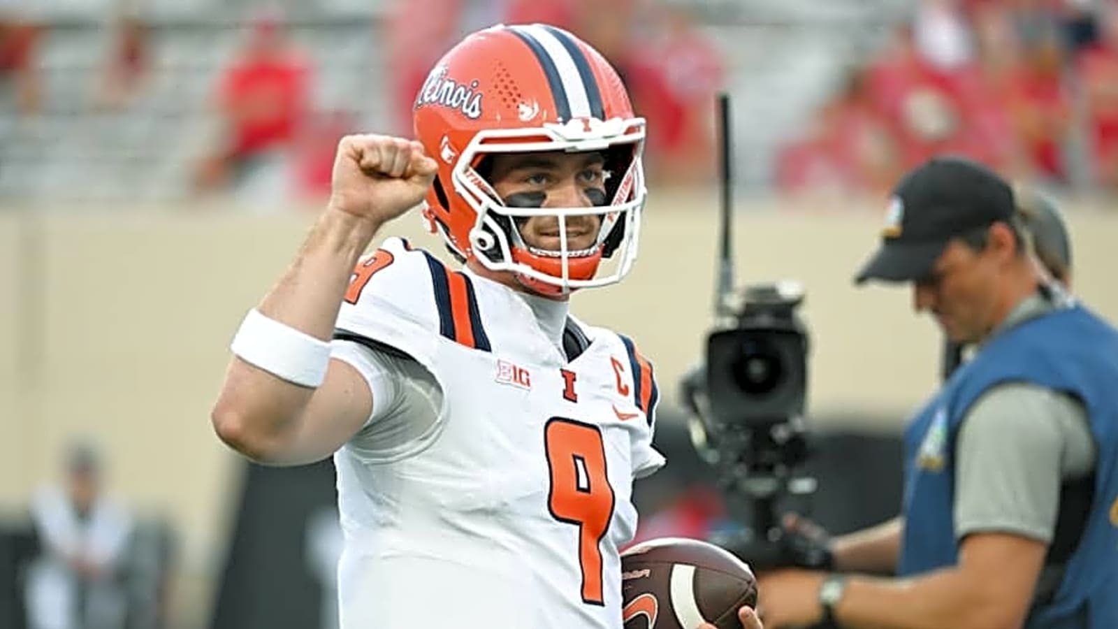 Illinois' Luke Altmyer Makes Big Ten History in Win Over USC | Yardbarker