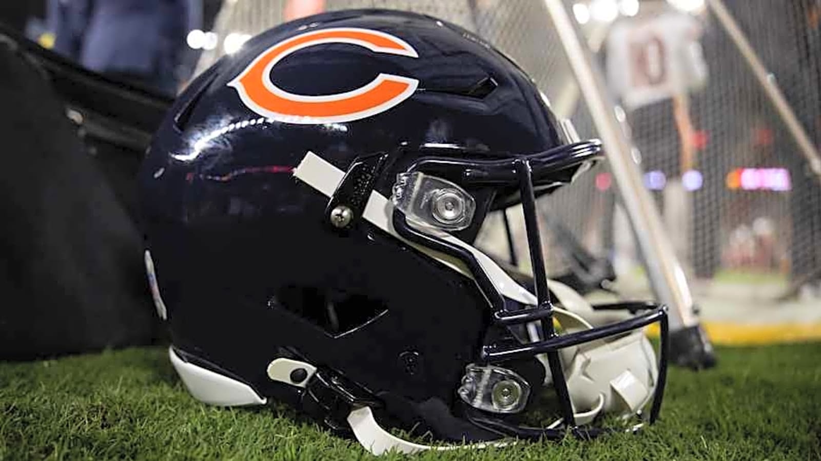NFL Insider Suggests Bears Defensive Leader May Have Played His Way Out ...