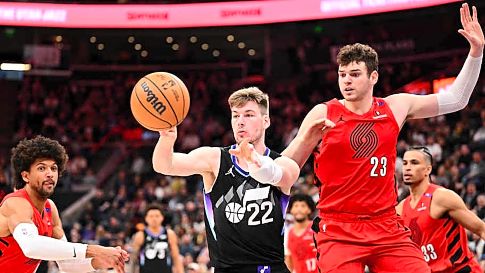 Blazers' Donovan Clingan Had Surprise Reaction to Draft-Day Trade for ...