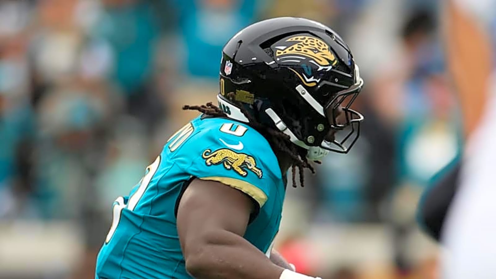 Why Devin Lloyd's First Pro Bowl Gives Jaguars More to Consider ...