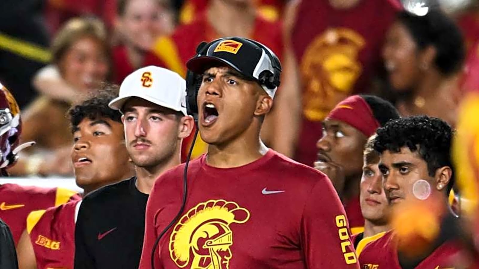 USC's D'Anton Lynn Speaks Candidly On Penn State Rumors Ahead of Alamo ...