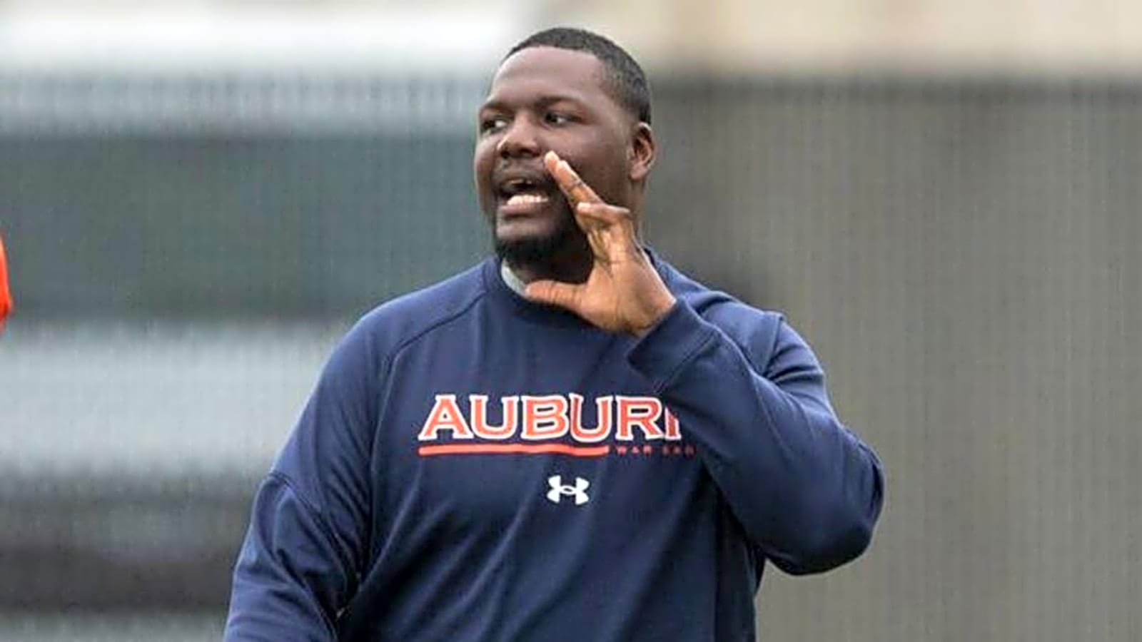 Former Auburn WR Coach Marcus Davis Finds New Home in SEC | Yardbarker