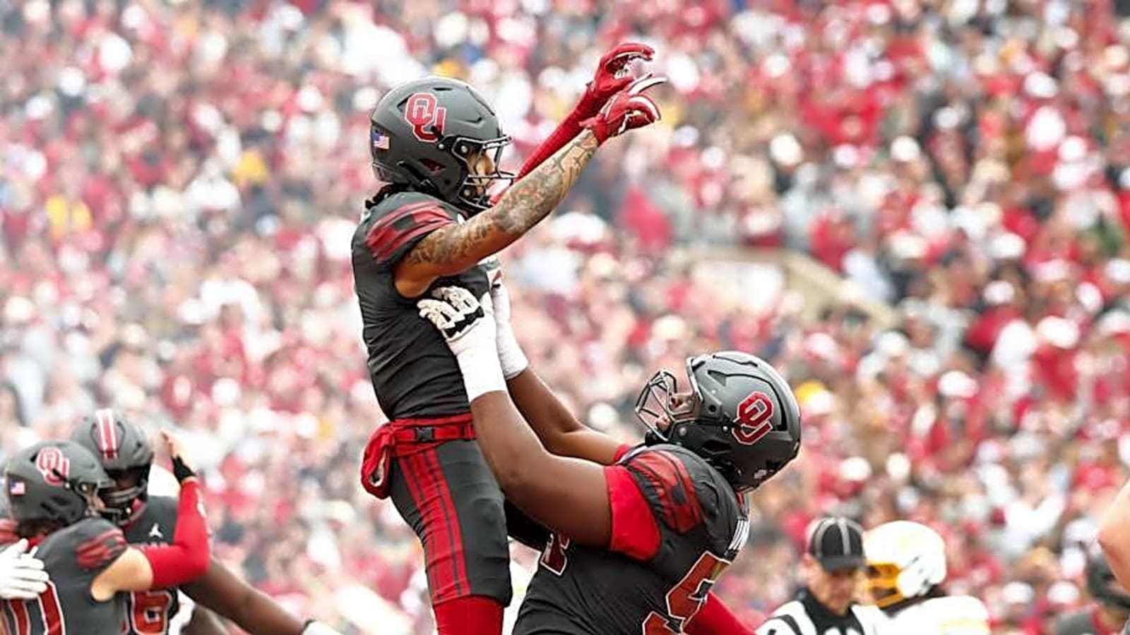 Ten Oklahoma Players Land on 2025 All-SEC Team | Yardbarker