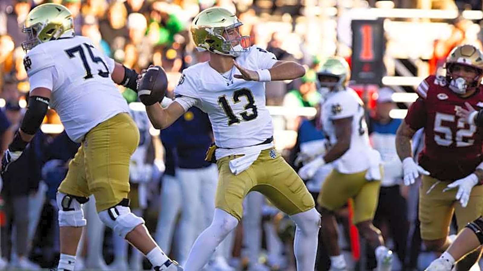Notre Dame vs Pitt: Battle Of The Young Superstar Quarterbacks | Yardbarker