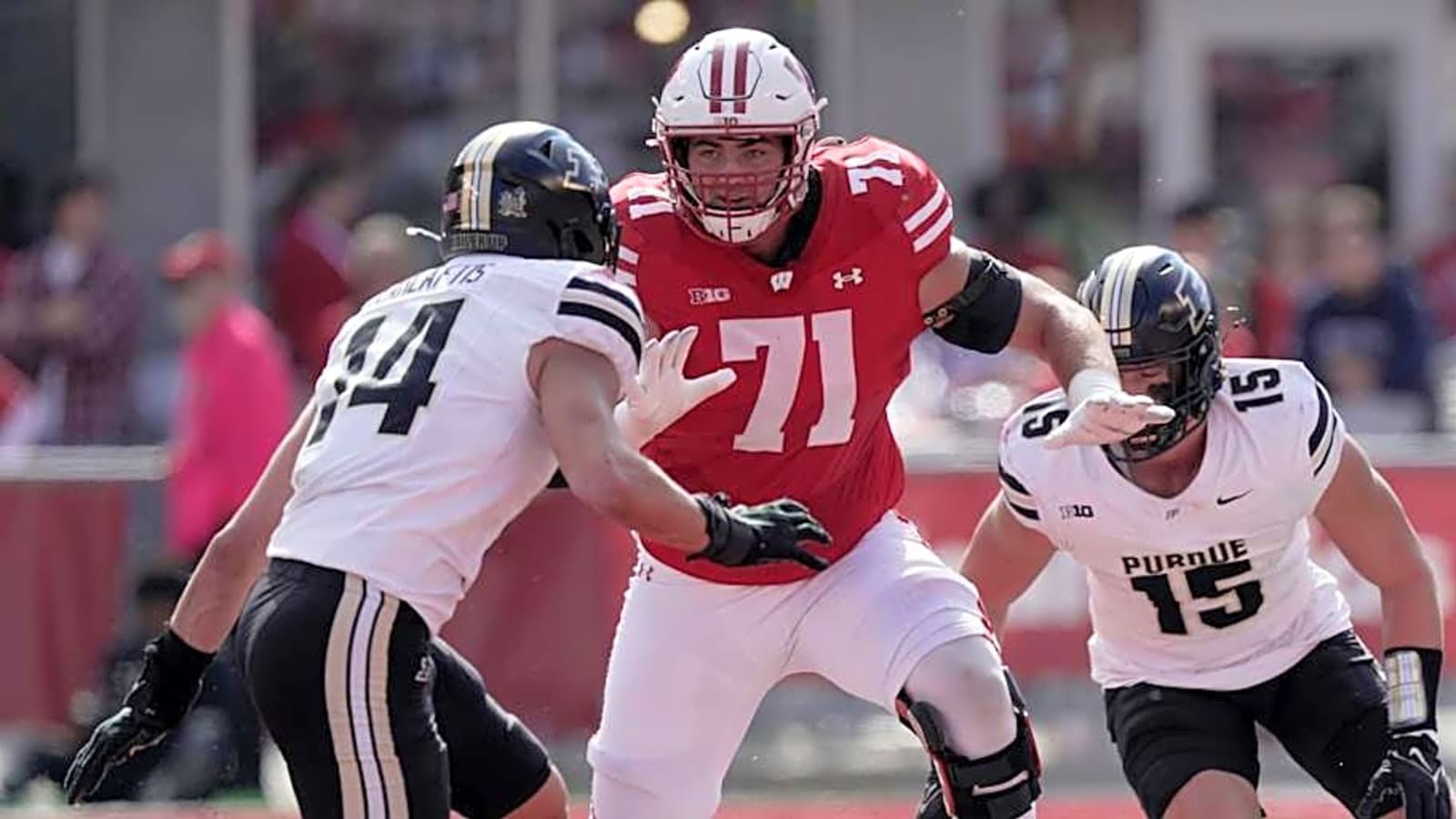 Wisconsin's Riley Mahlman's position change, in-season growth ...
