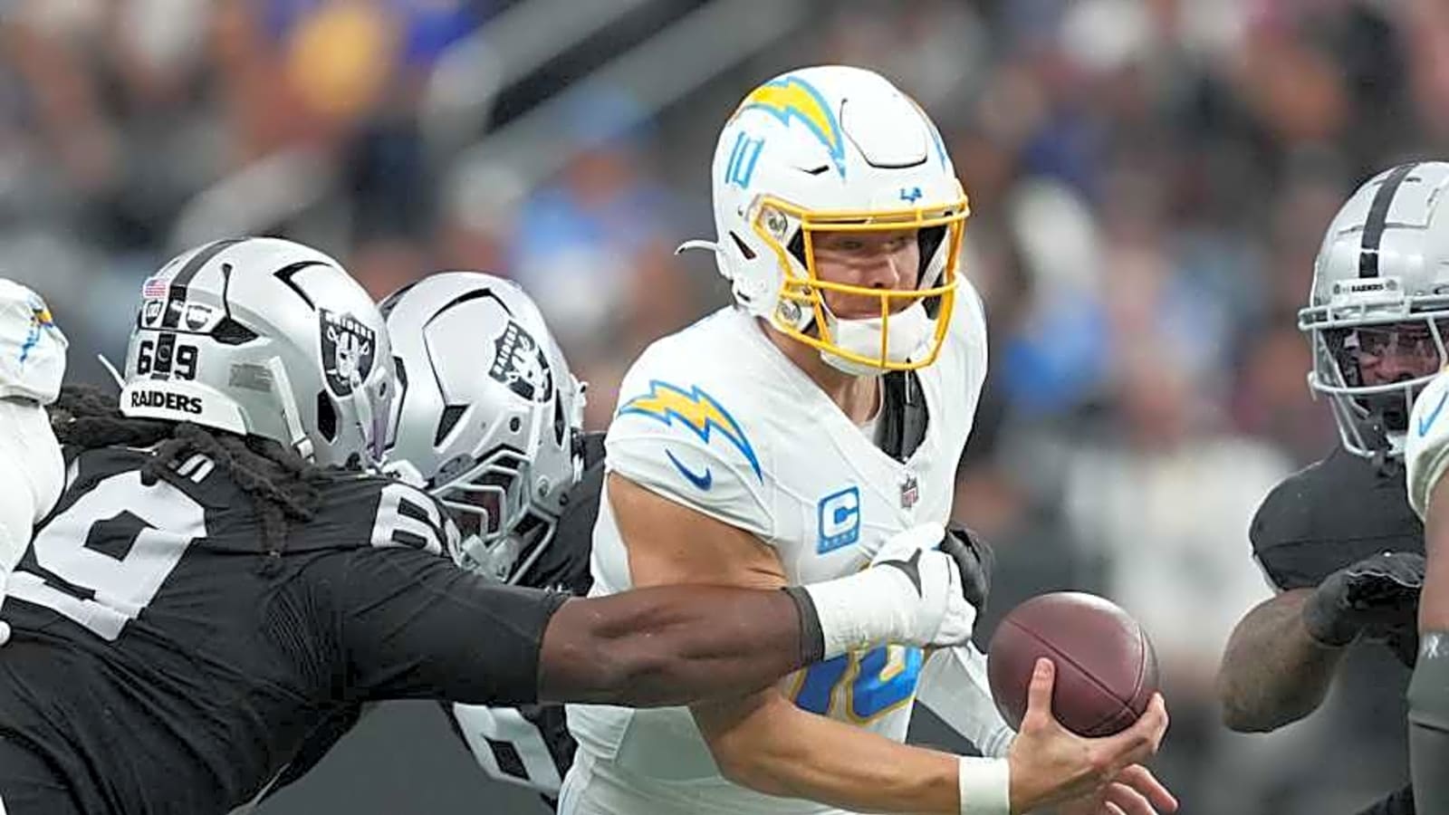 Why the Raiders Must Be on High Alert Monday Night | Yardbarker