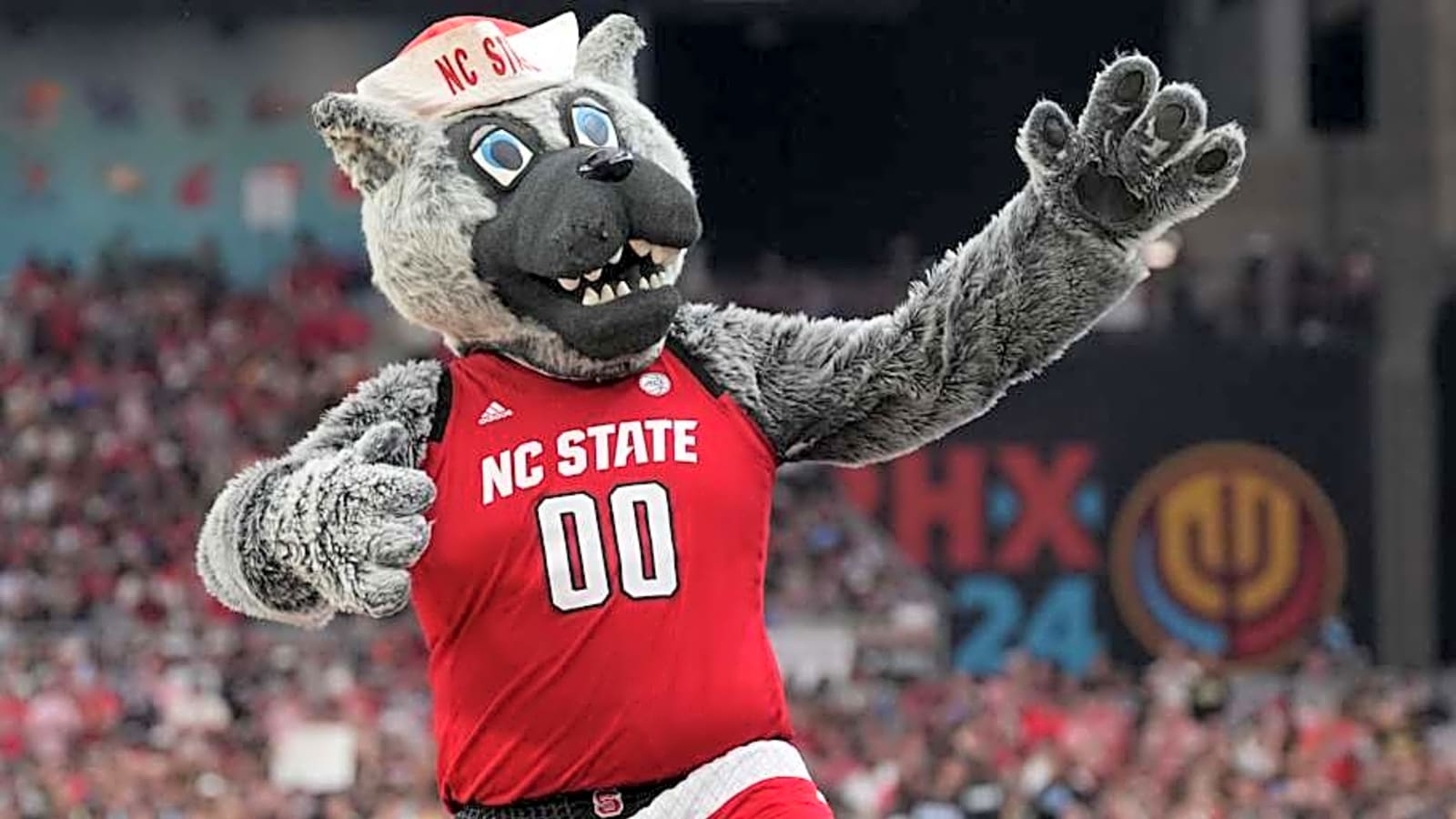 Why Recruits Should Key In on NC State vs Virginia | Yardbarker