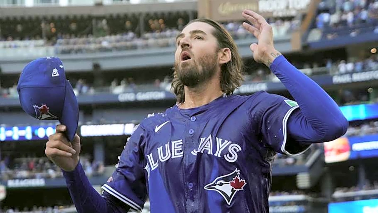 Blue Jays Attempt to Close in on AL East Magic Number Hits Roadblock ...