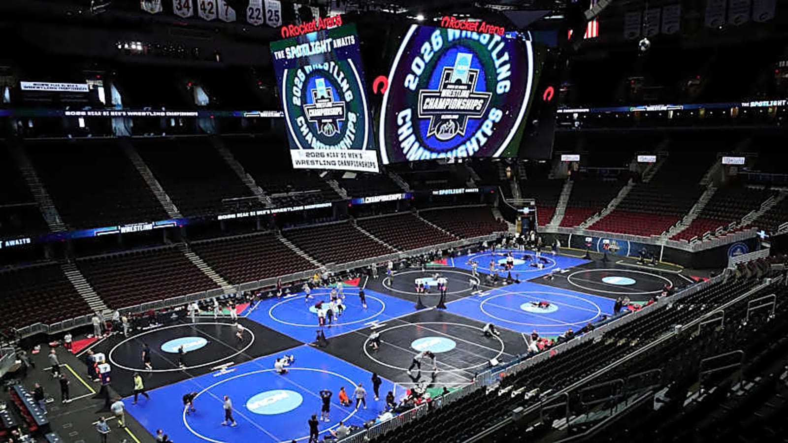 Lives Updates From Day 1 of the 2026 NCAA Wrestling Championships ...
