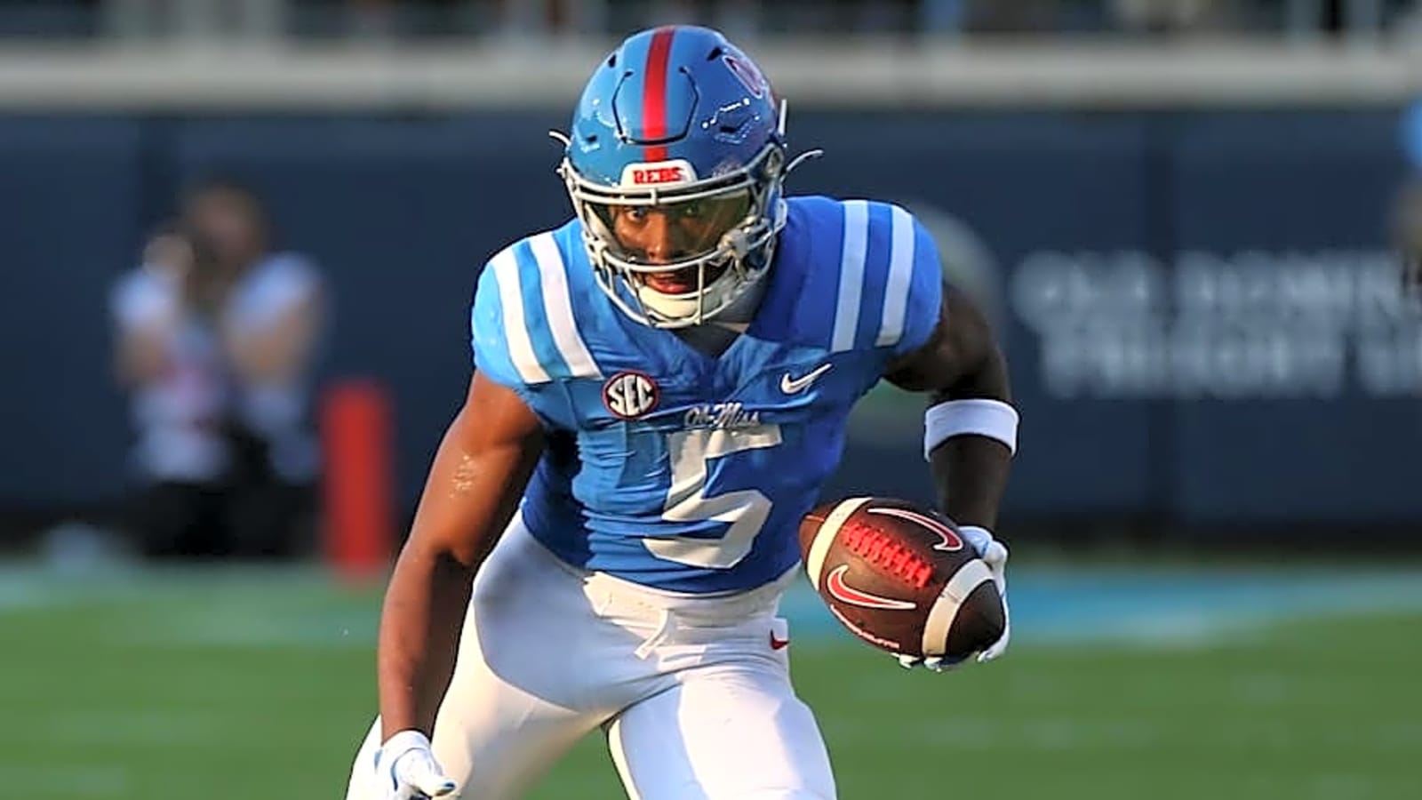 Ole Miss vs. Tulane score prediction by expert football model | Yardbarker
