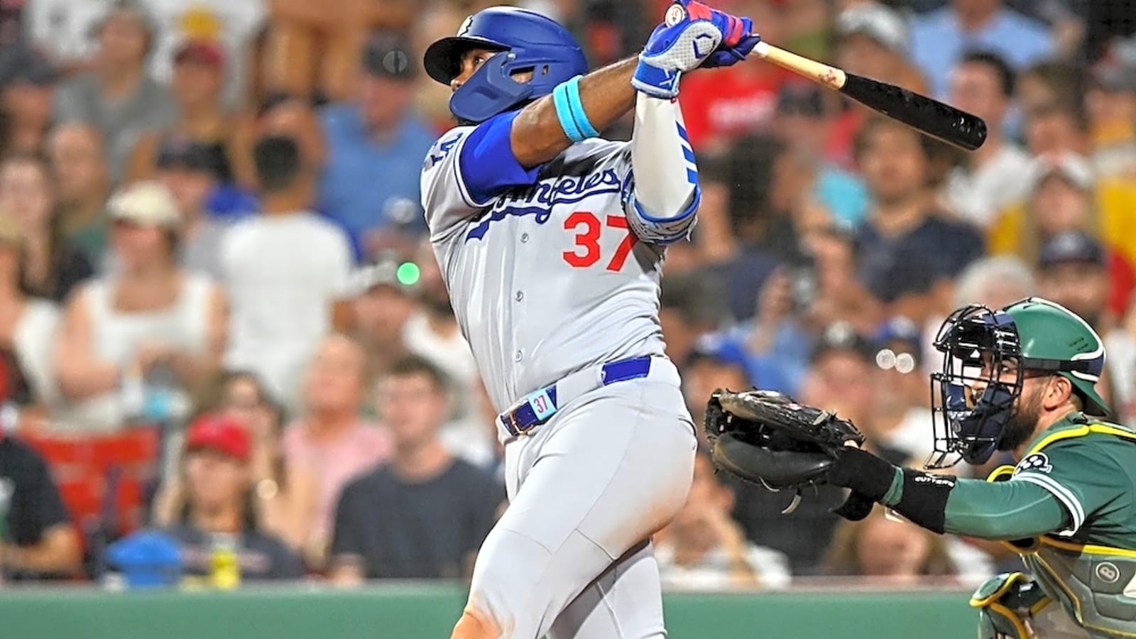 Recap: Teoscar Hernández’s Home Run Helps Dodgers Start Road Trip With ...