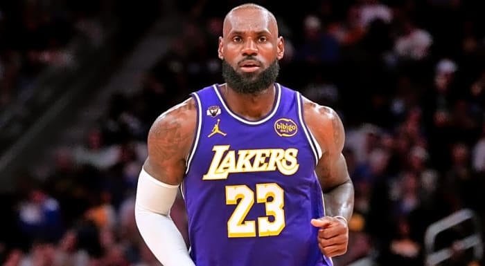 LeBron James’ Free Agency Clock is Ticking as Several Wild Paths Begin ...