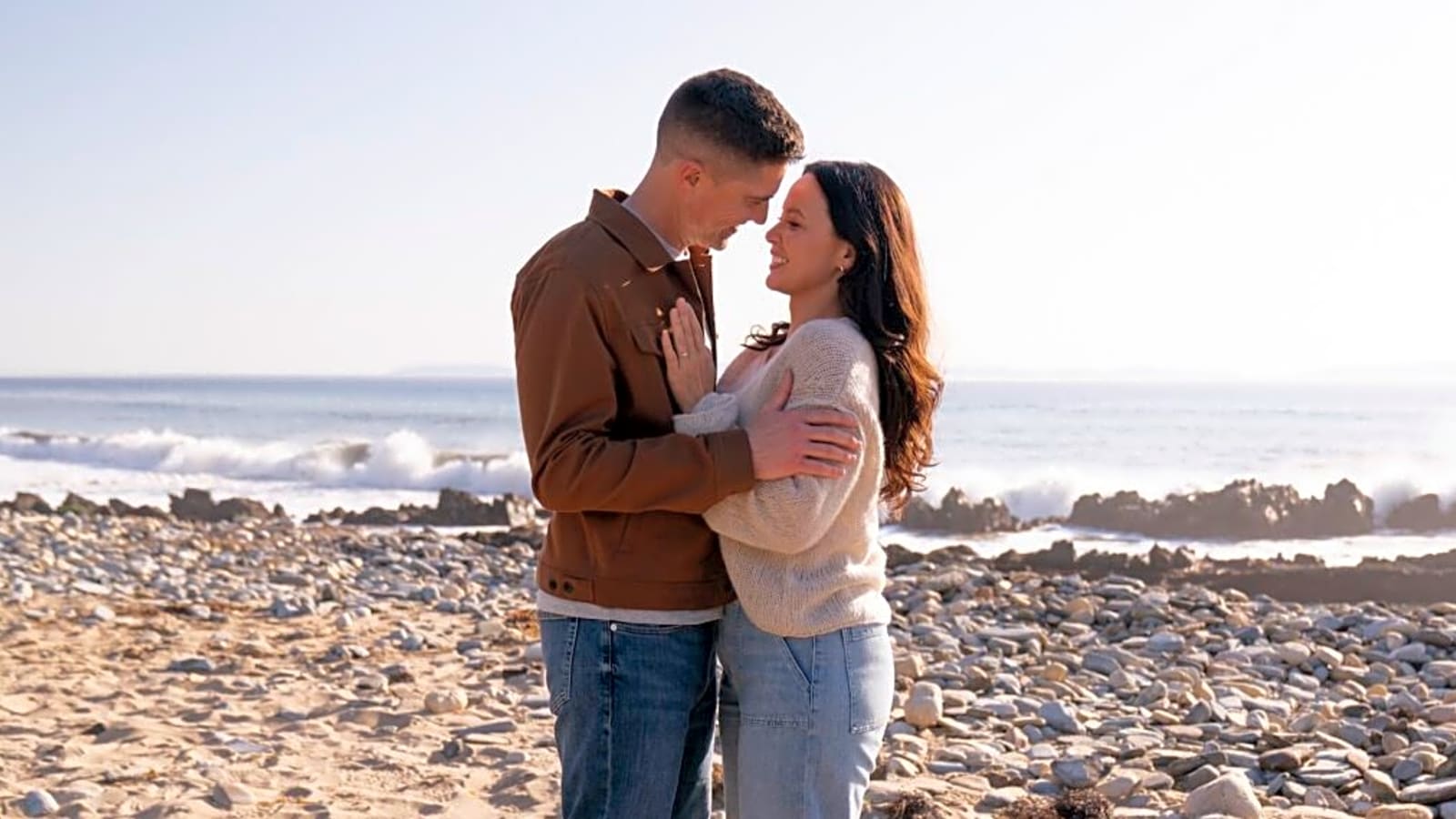 ‘The Rookie’: Melissa O’Neil & Eric Winter Ponder Chenford’s Wedding ...
