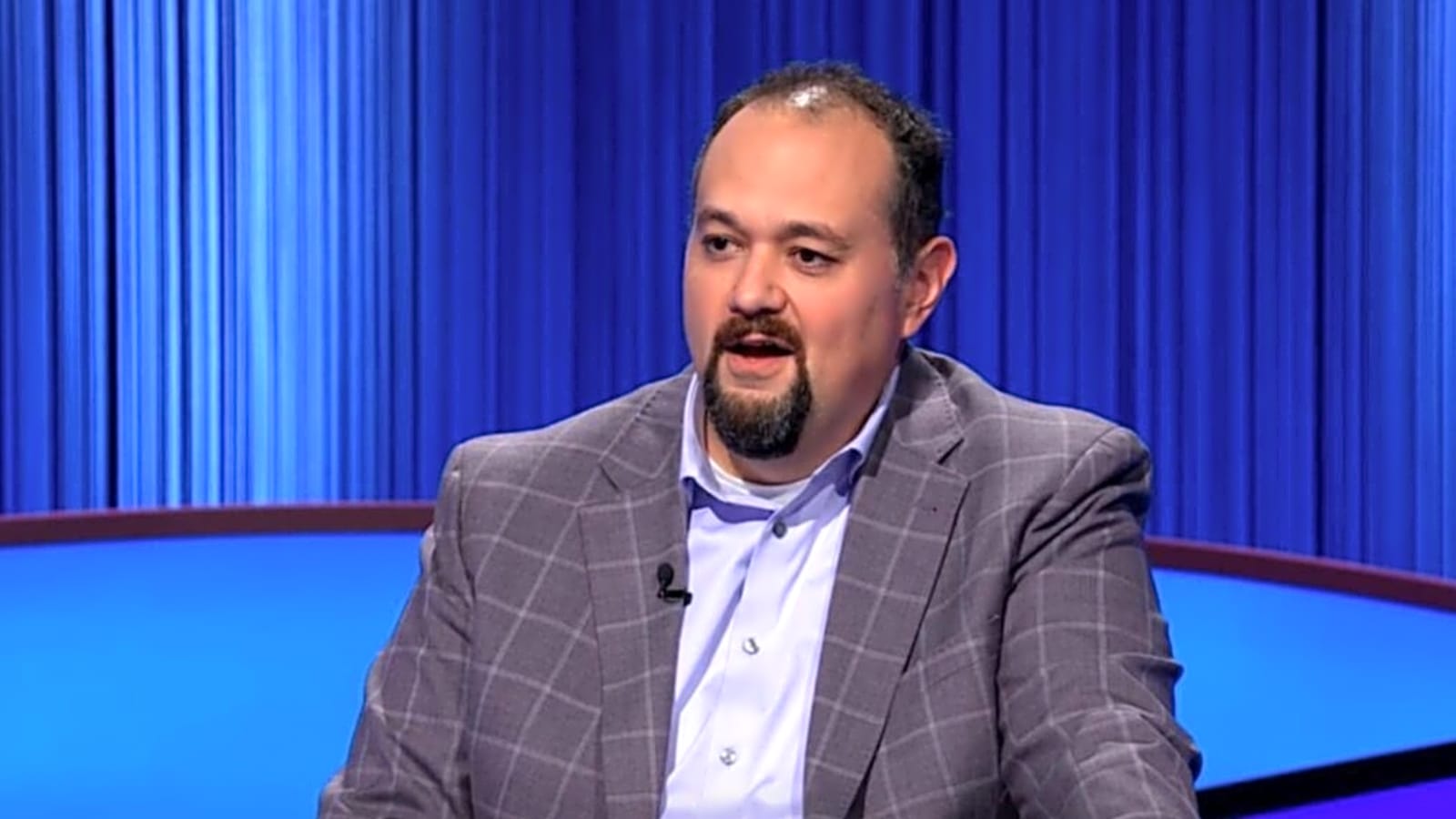 ‘Jeopardy!’ Fans Swoon Over Champion Peter McFerrin’s Voice | Yardbarker