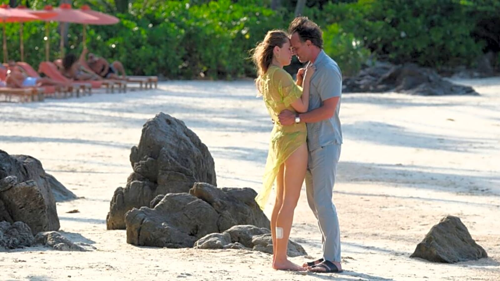 ‘The White Lotus’ Star Walton Goggins Reacts to Question About Aimee ...