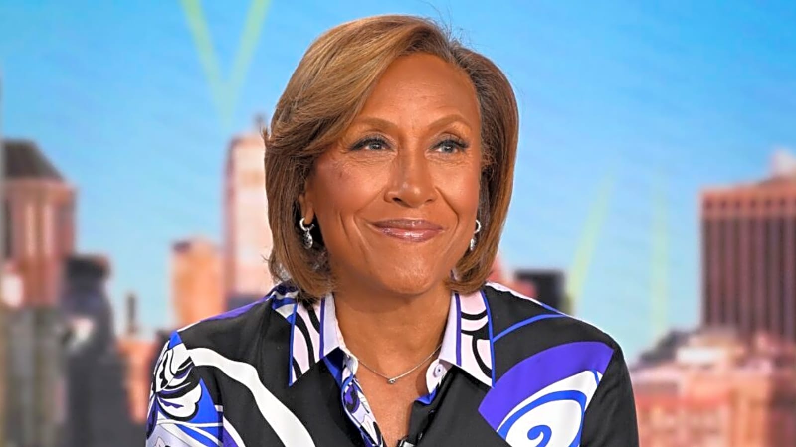 ‘GMA’ Host Robin Roberts Teases Exciting New Movie Project | Yardbarker