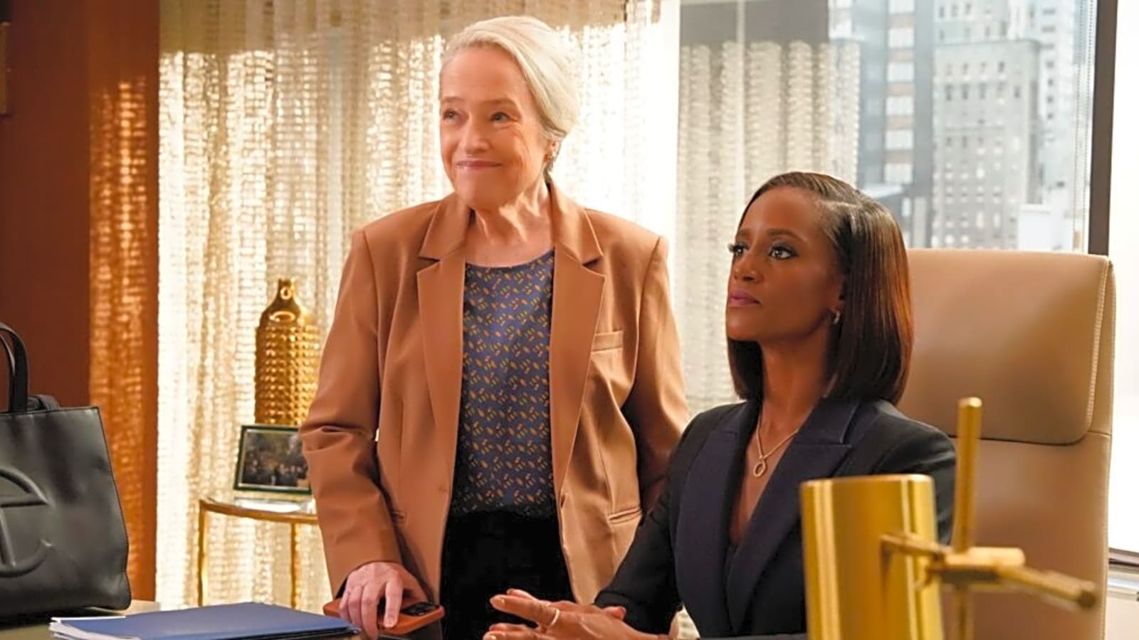 ‘Matlock’: Kathy Bates & Team Preview Season 1 Finale’s Resolution ...