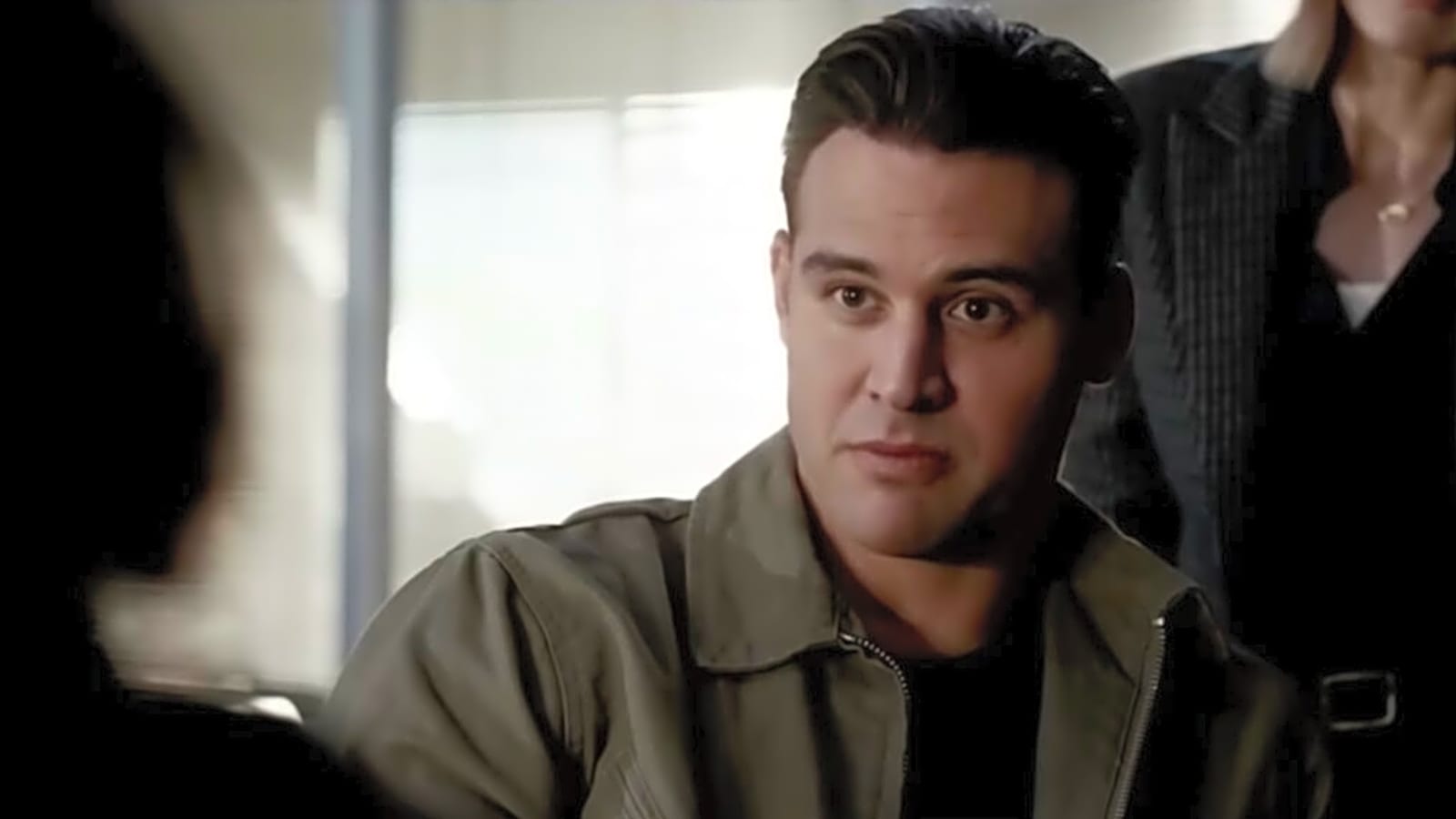 ‘9-1-1’ Preview: Eddie Learns Chris Was Kidnapped — Who’s in Car Crash ...