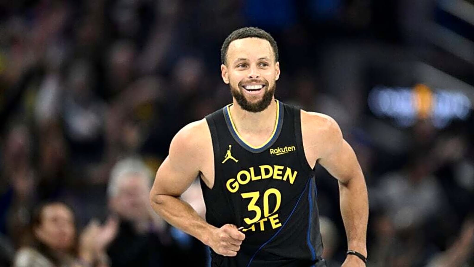 Ex-NBA player thinks Steph Curry could follow former LeBron James ...