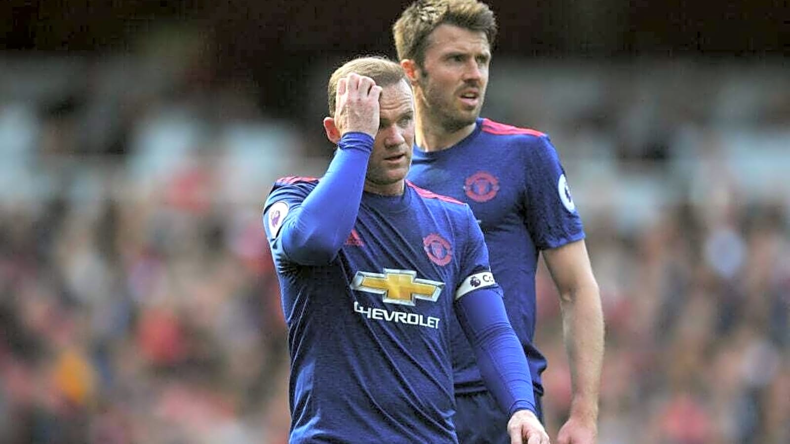 Wayne Rooney makes stance on joining Michael Carrick at Manchester ...