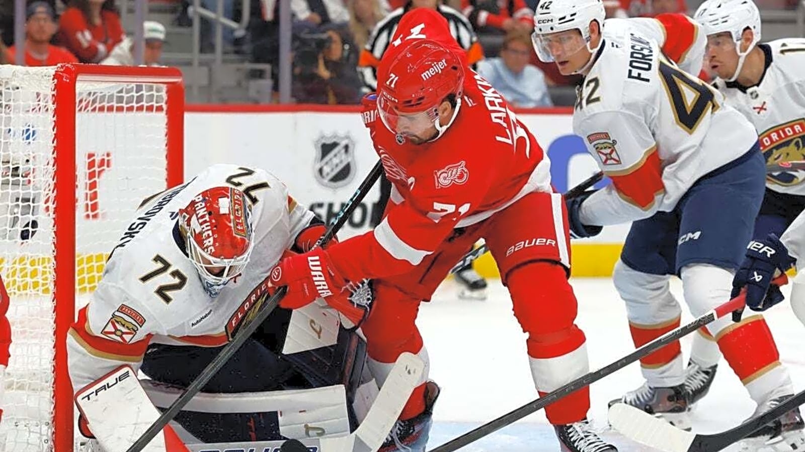 Red Wings hunt for fourth straight win; host electric Lightning ...