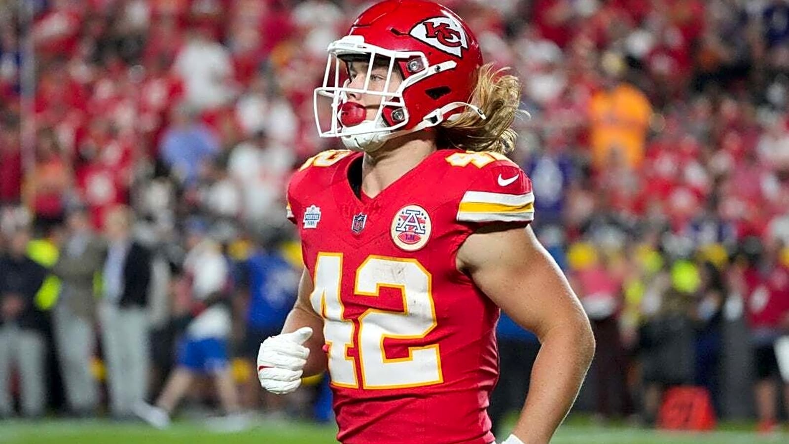 Chiefs re-sign LB Jack Cochrane to one-year deal | Yardbarker