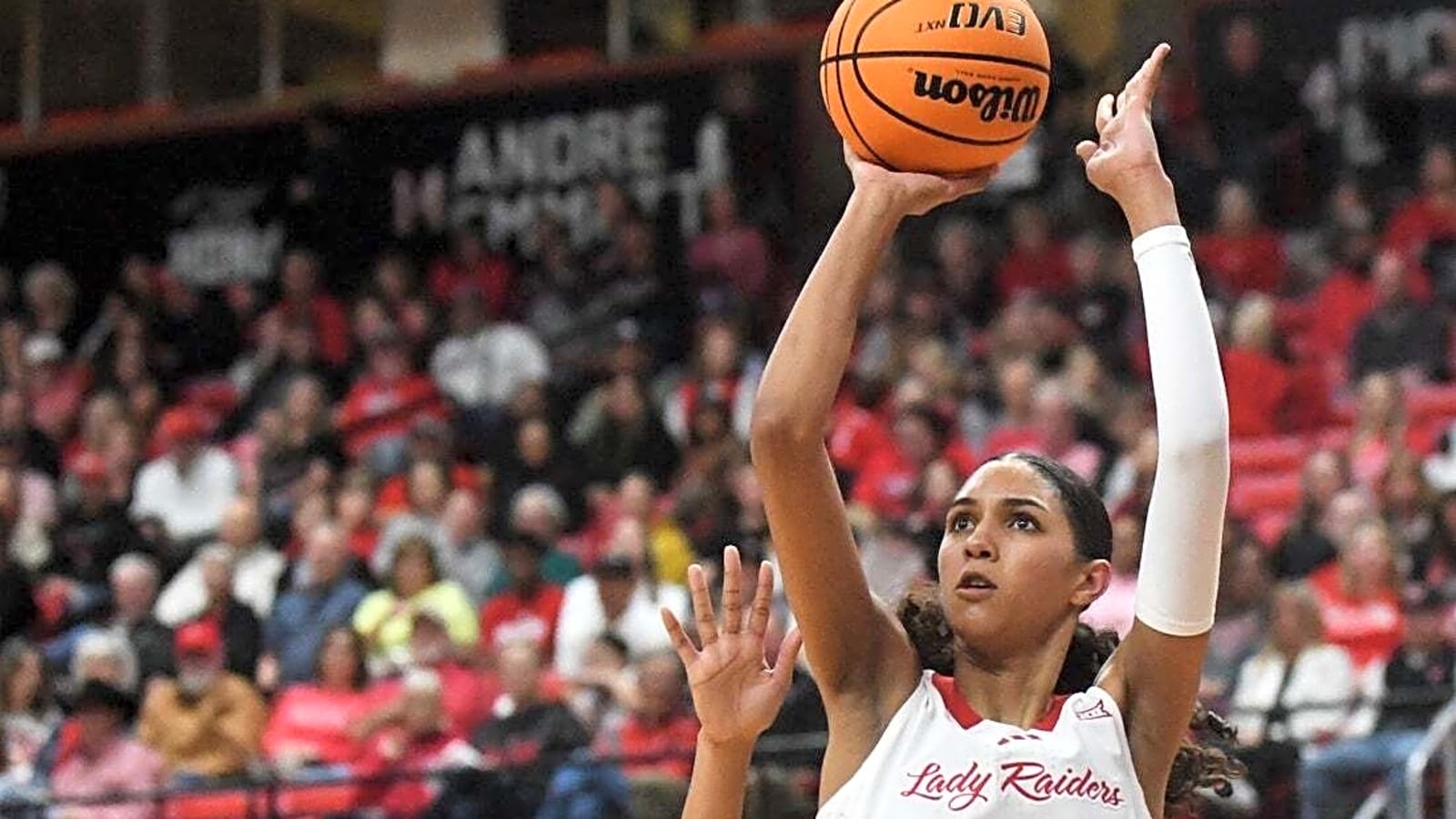 No. 17 Texas Tech stays perfect with wire-to-wire win over Houston ...