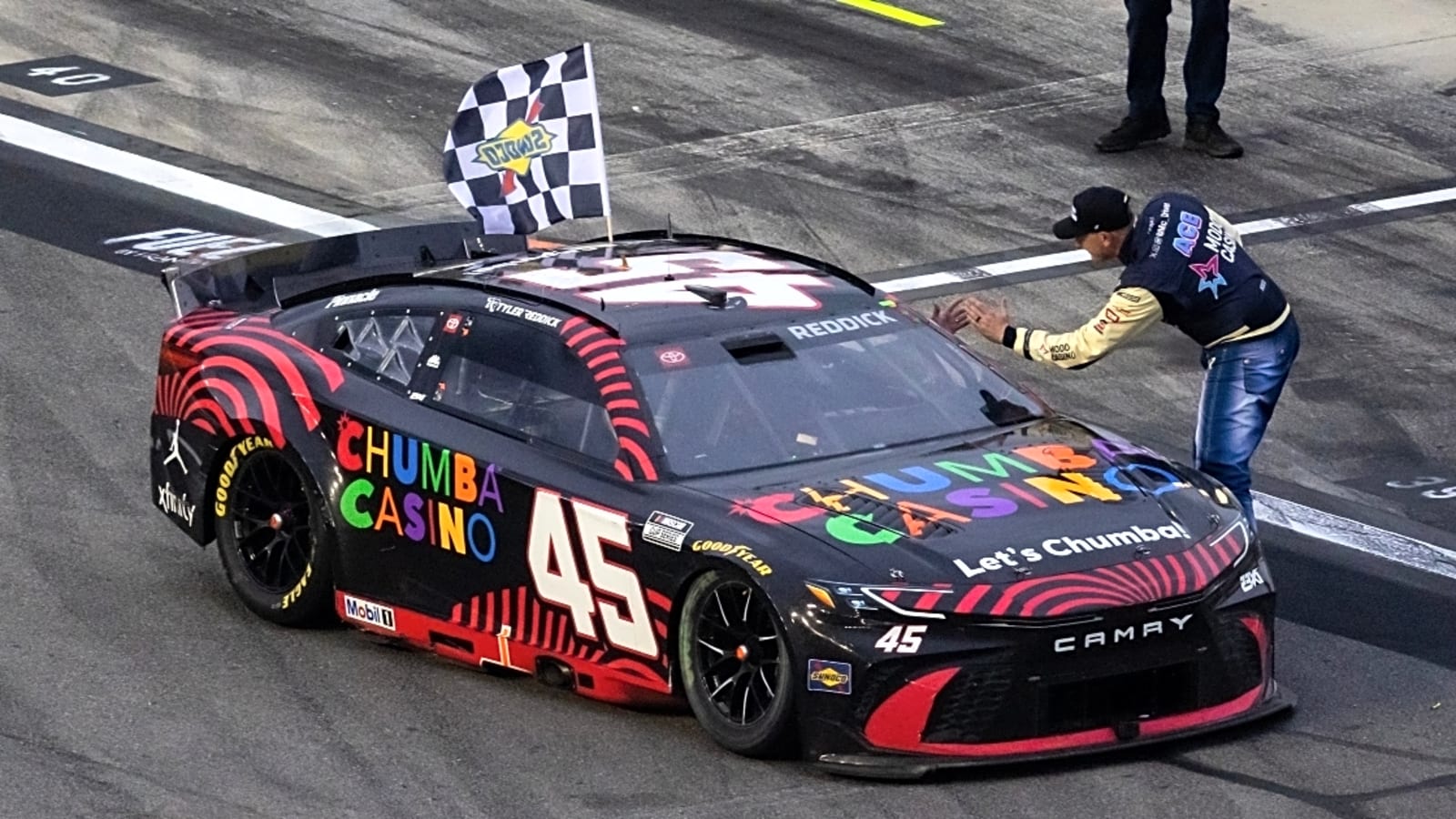 Denny Hamlin praises Tyler Reddick for Dale Earnhardt Jr.-esque run to ...