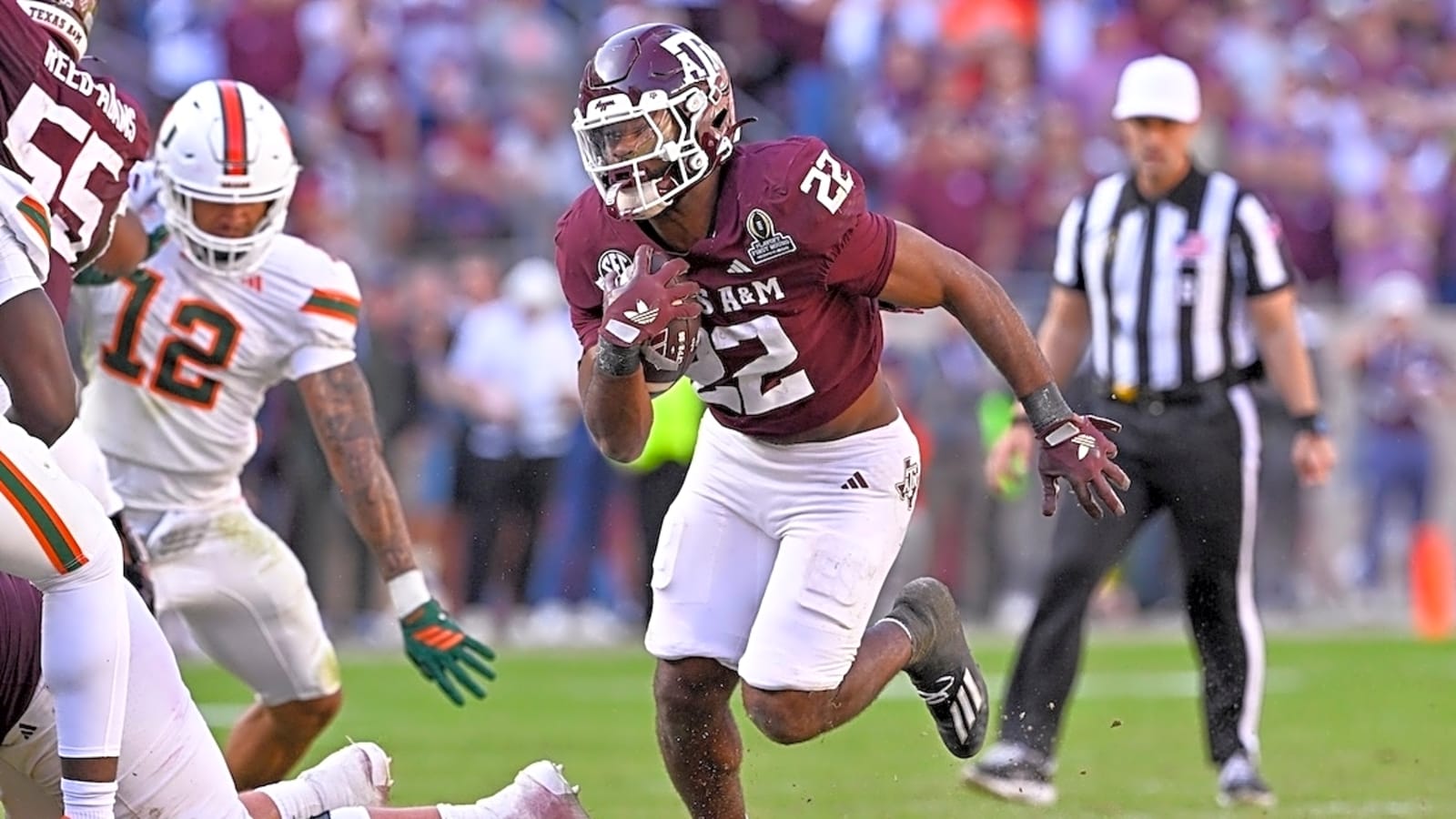 EJ Smith, son of Hall of Famer Emmitt, works out for Dallas Cowboys ...