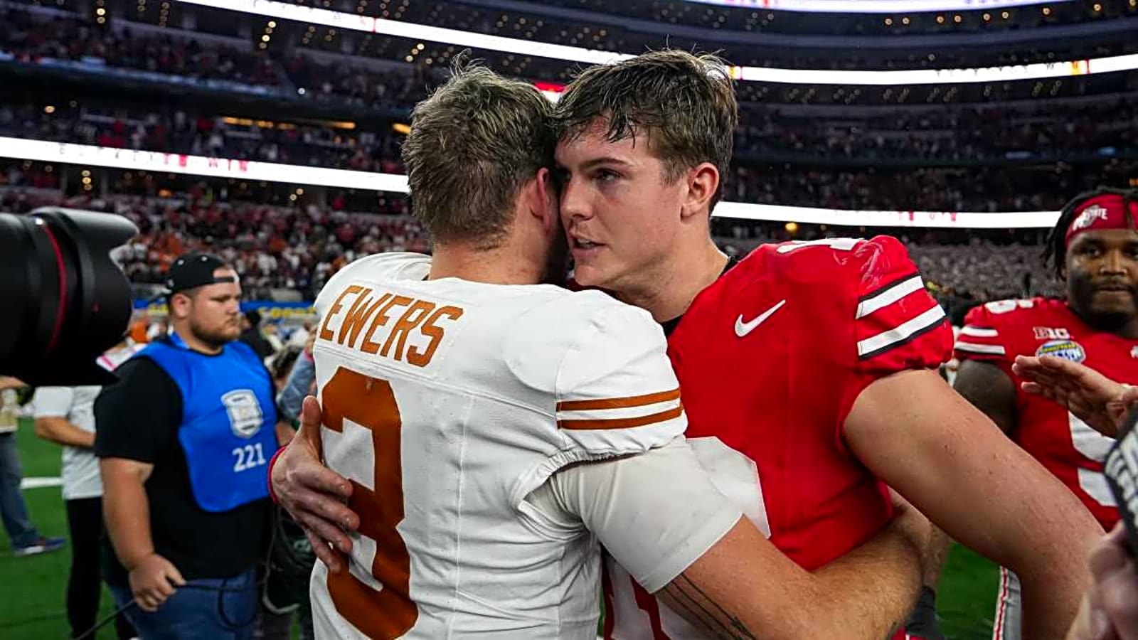 Quinn Ewers' Immediate Reaction to Dolphins Draft Pick | Yardbarker