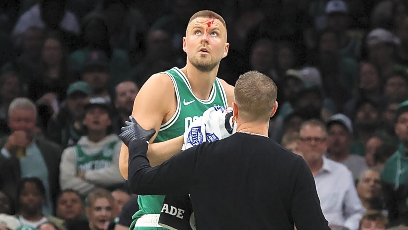 Joe Mazzulla's Incredible Reaction To Kristaps Porzingis' Bleeding ...