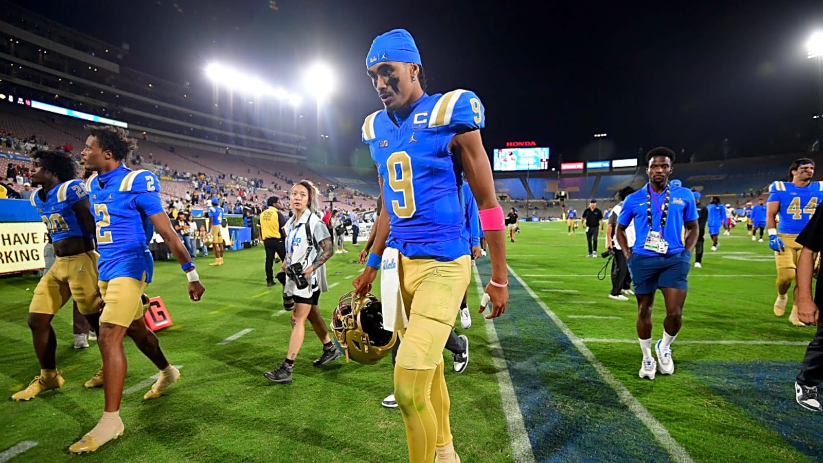 Nico Iamaleava Predicted to Make Decision After UCLA Fires DeShaun ...