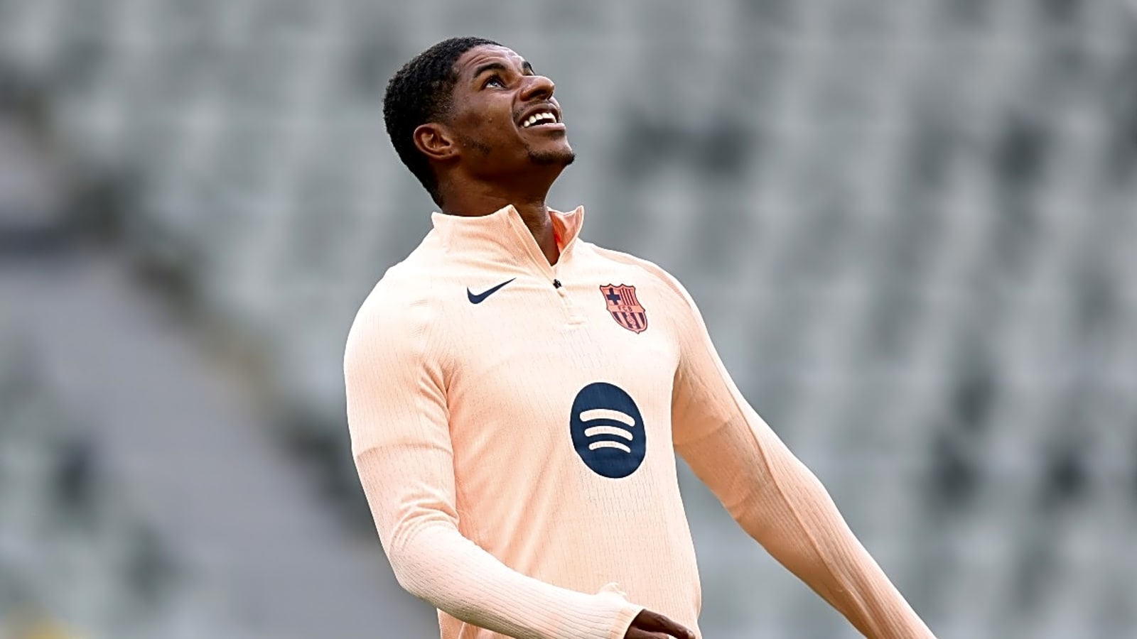 Club increasingly likely to trigger Man United star’s clause to ...