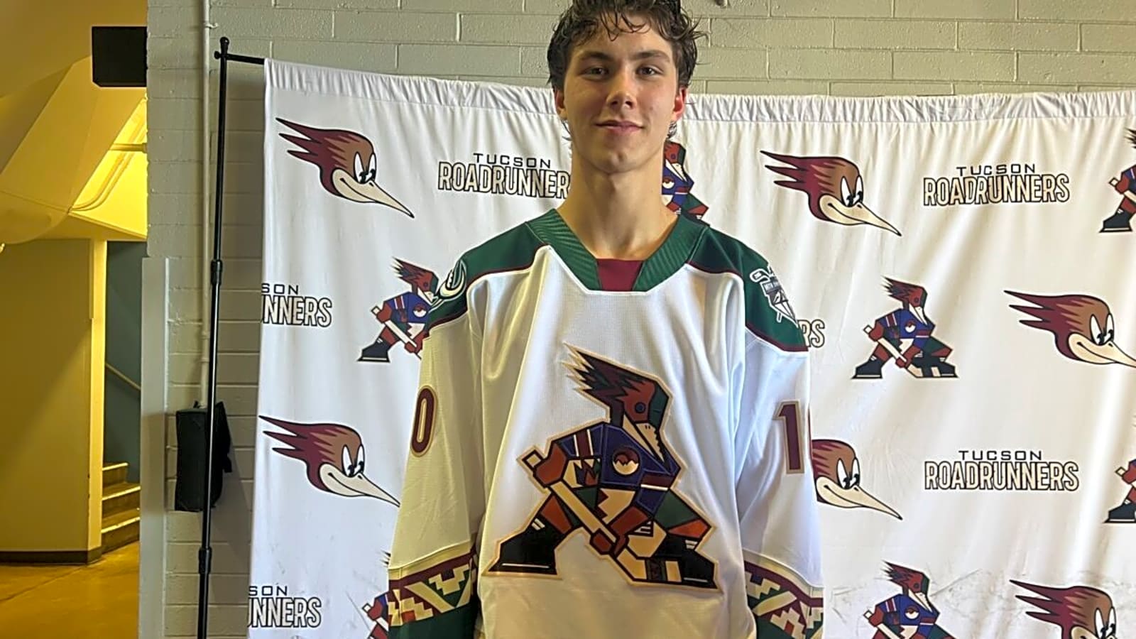 Tucson Roadrunners Reveal New Jerseys for 10th Anniversary Season ...
