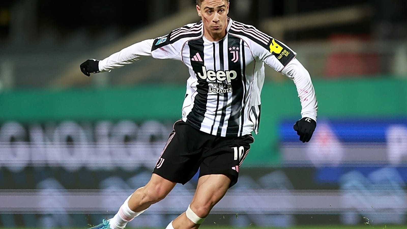 Approach made: Arsenal contact super agent over 15 G/A sensation ...